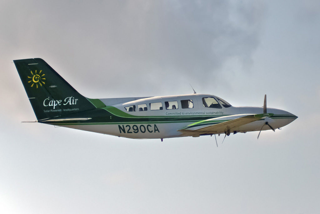 Cape Air, MA | US Harbors