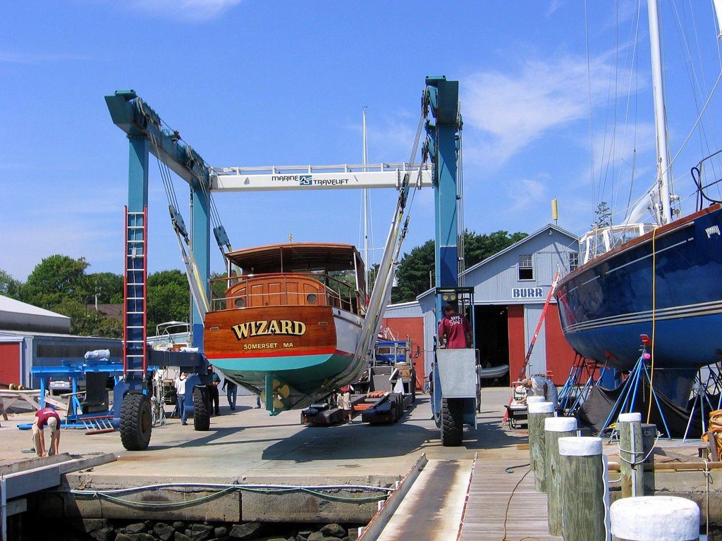 Burr Brothers Boats, MA | US Harbors