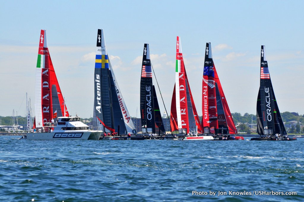 First Cup Races Deliver Promised Thrills, Spills | US Harbors
