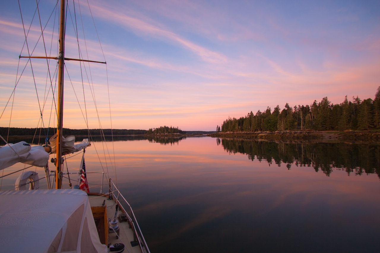 5:45 AM: Escape to Buckle Island. | US Harbors
