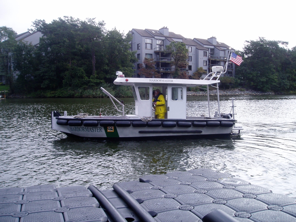 Harbormaster Debuts Hybrid Patrol and Pumpout Boats | US Harbors