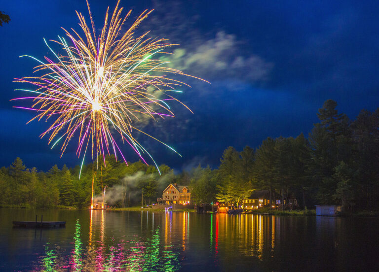 Best Fourth of July Fishing Destinations in the US | US Harbors
