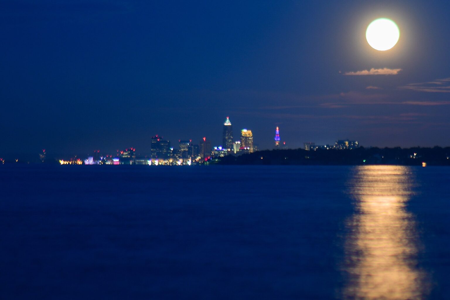 Celebrate Tonight’s Harvest Moon | US Harbors
