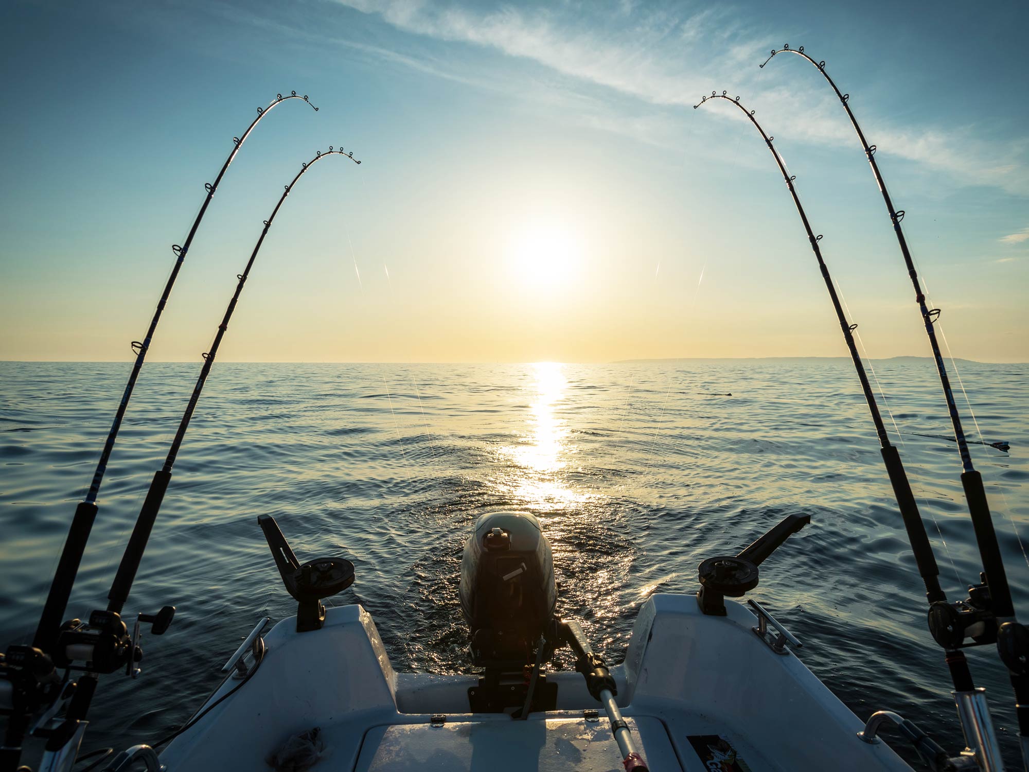 Deep Sea Fishing 101: A Primer on Offshore Fishing | US Harbors